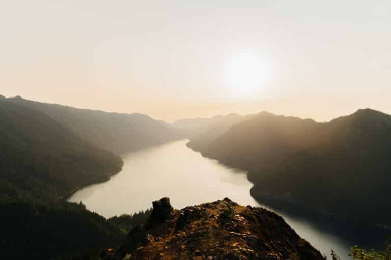 How to Hike the Mount Storm King Trail - Ropes, Difficulty, & More ...