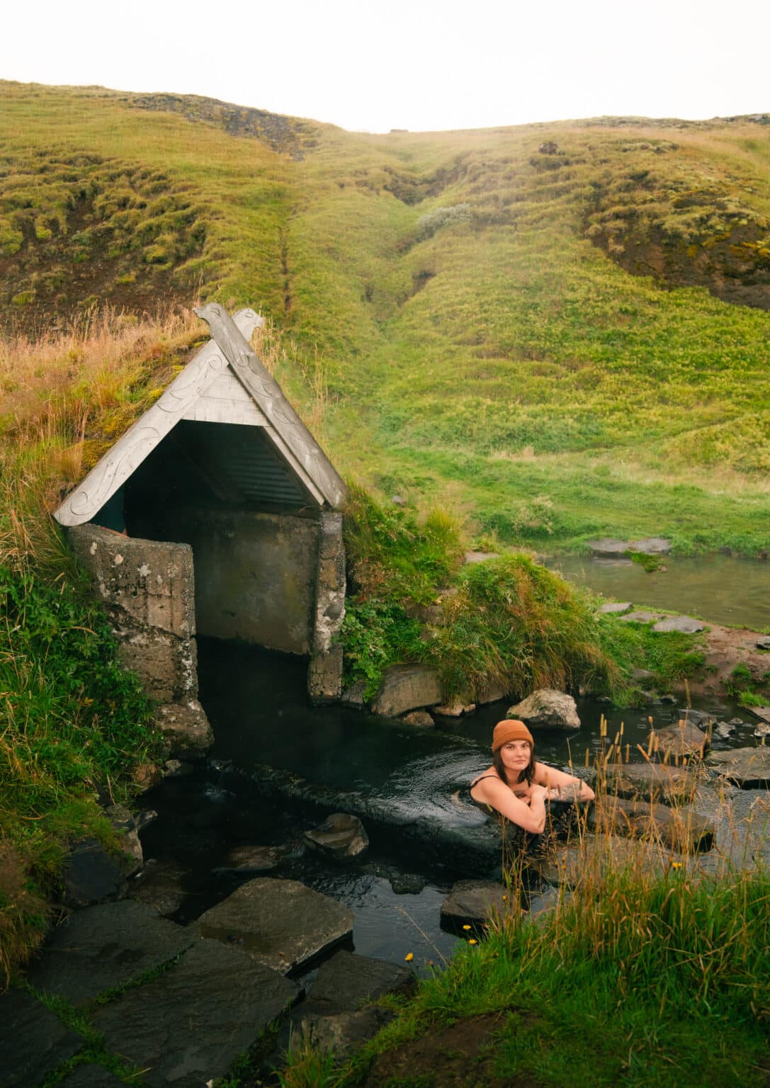 Hot Spring Etiquette - 10 Rules to Know Before You Soak · Anna Tee