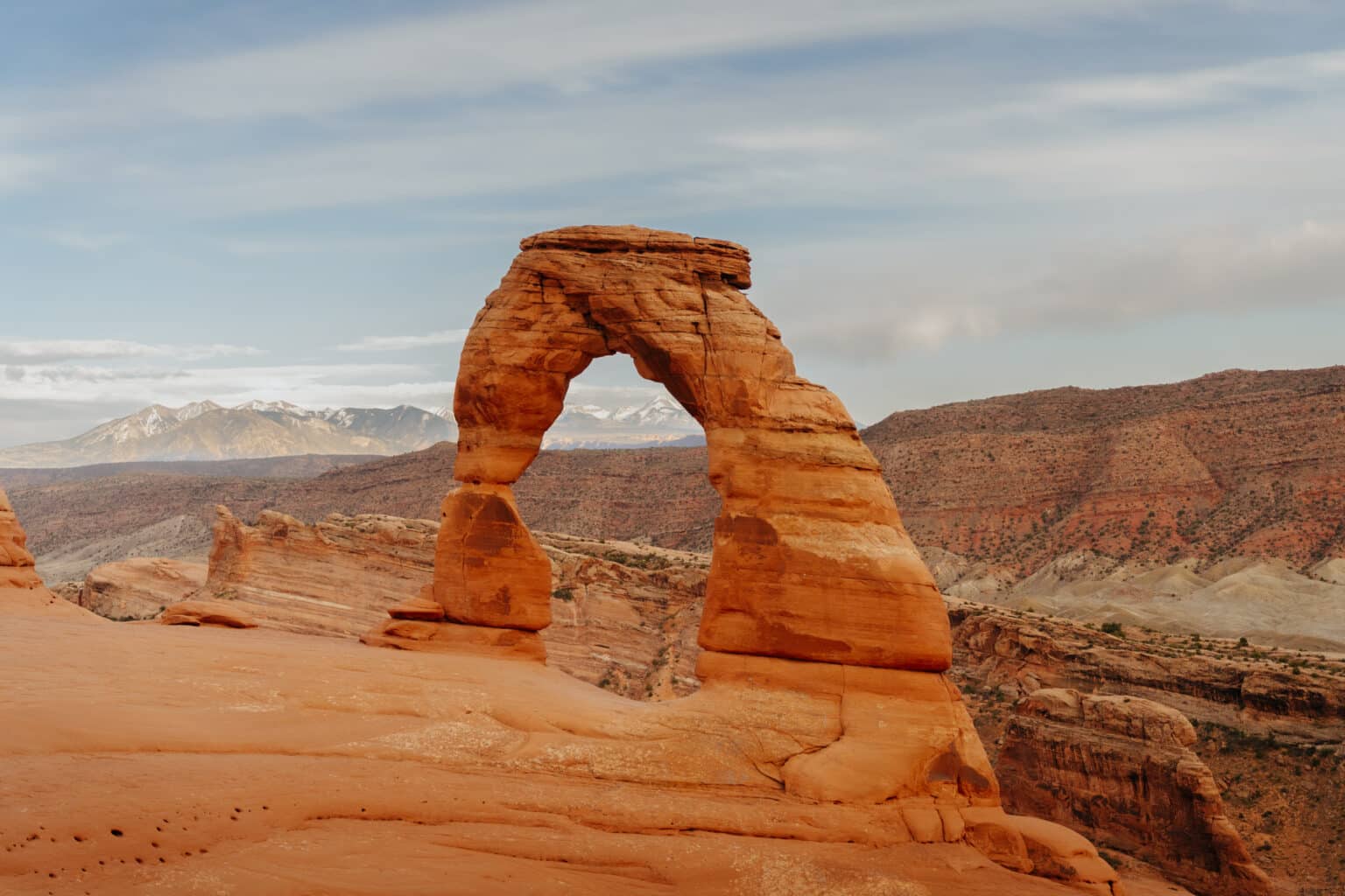 Hiking the Delicate Arch Trail in Arches National Park · Anna Tee